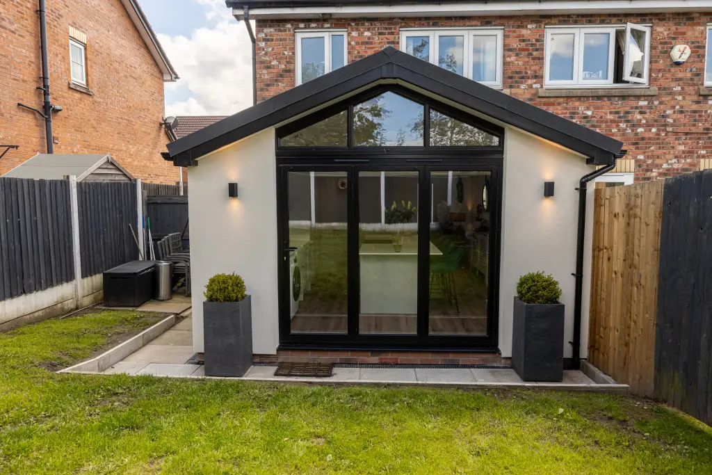 Case study: Living Space Extension Using SIP Panels - Extension Kitz